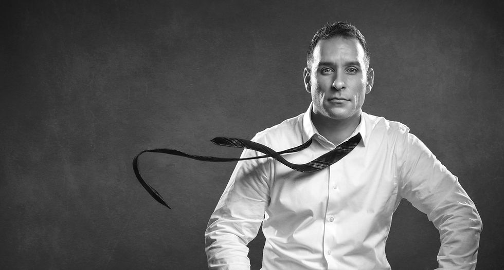 Daniel Martin | Magician | Speaker | Entertainment Entrepreneur