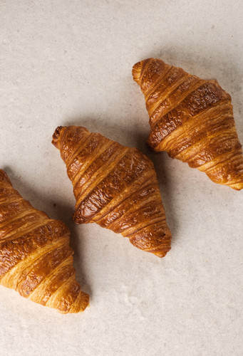 BUTTER CROISSANT | Vine's Bakery