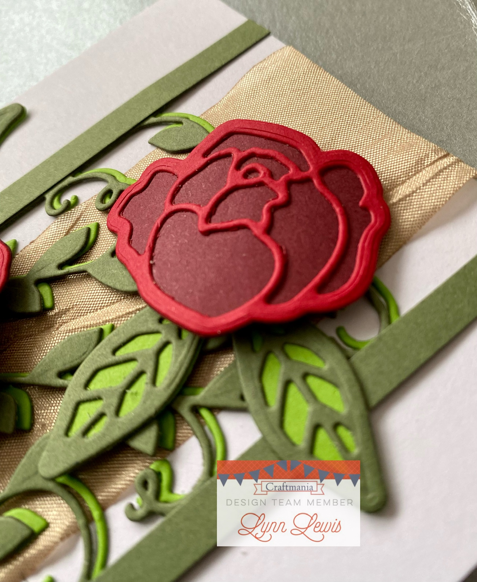 Spellbinders Spotlight ~ A Trellis Of Roses By Lynn Lewis | Craftmania