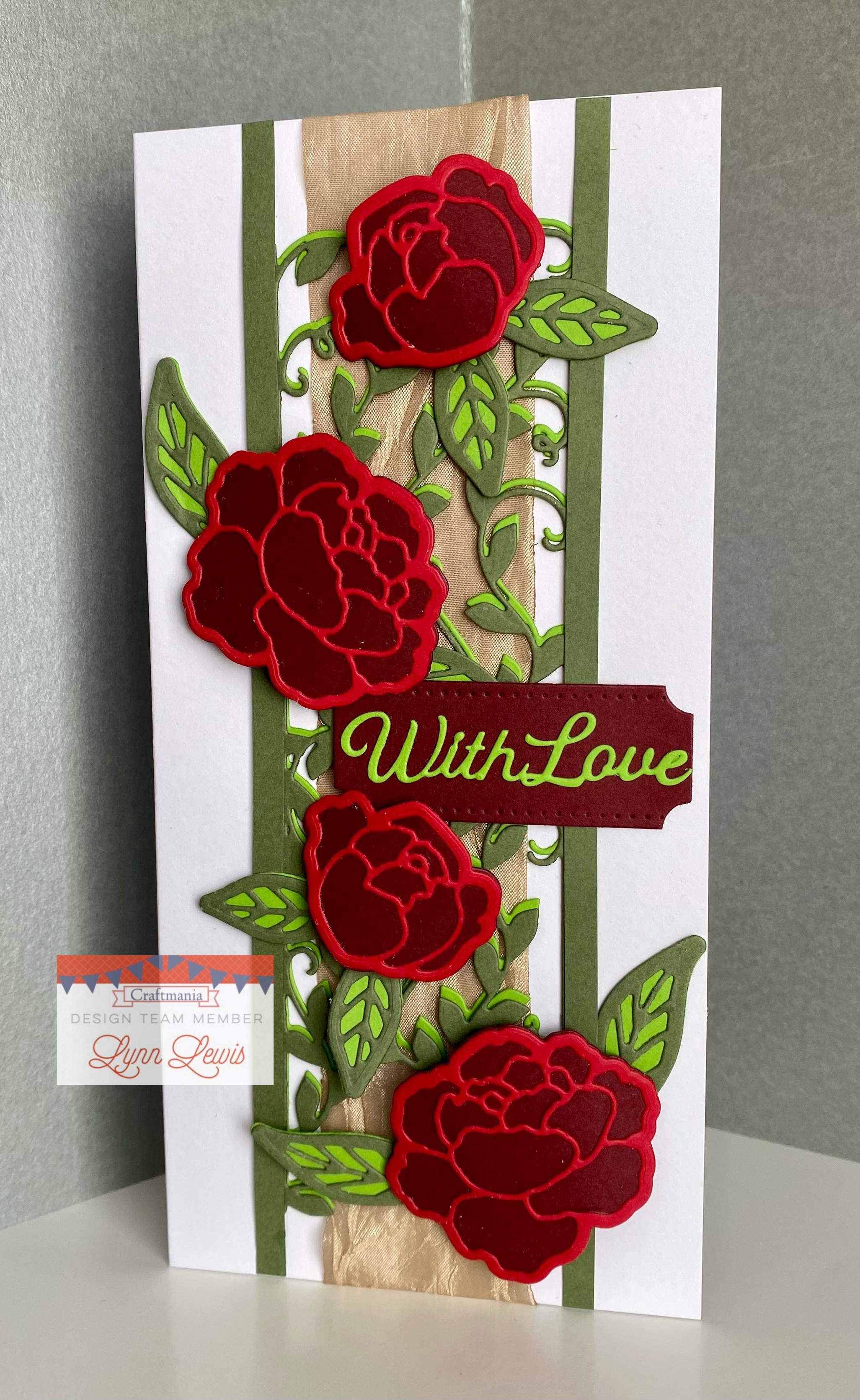 Spellbinders Spotlight ~ A Trellis Of Roses By Lynn Lewis | Craftmania