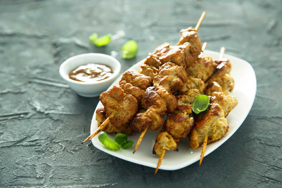 Recette de brochettes de poulet sauce satay | Le Petit Depot