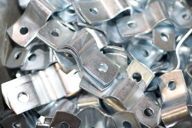 Pipe Straps | Stainless | Dundee Manufacturing