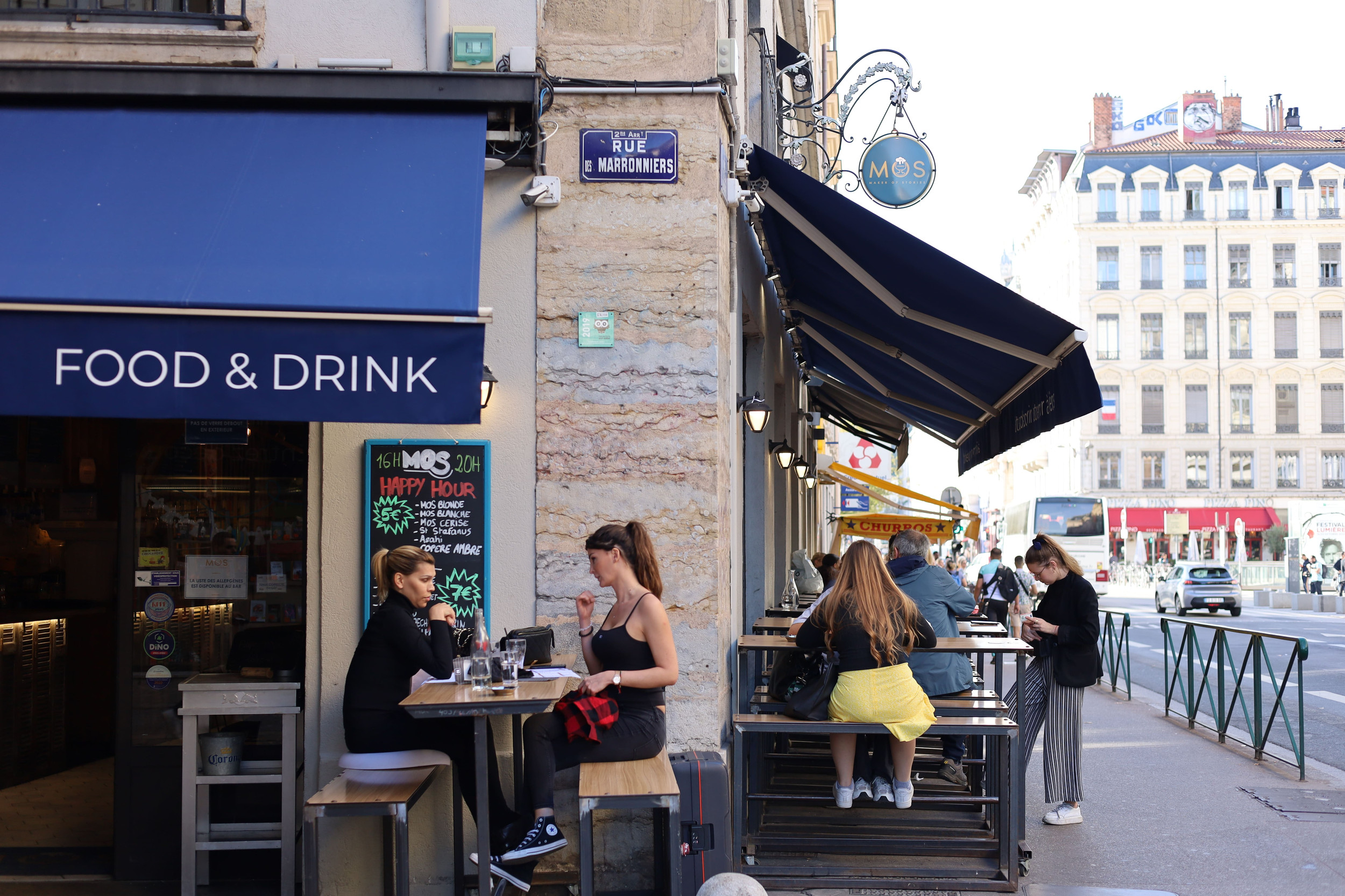 MOS PUB | Bars Restaurants au centre de Lyon