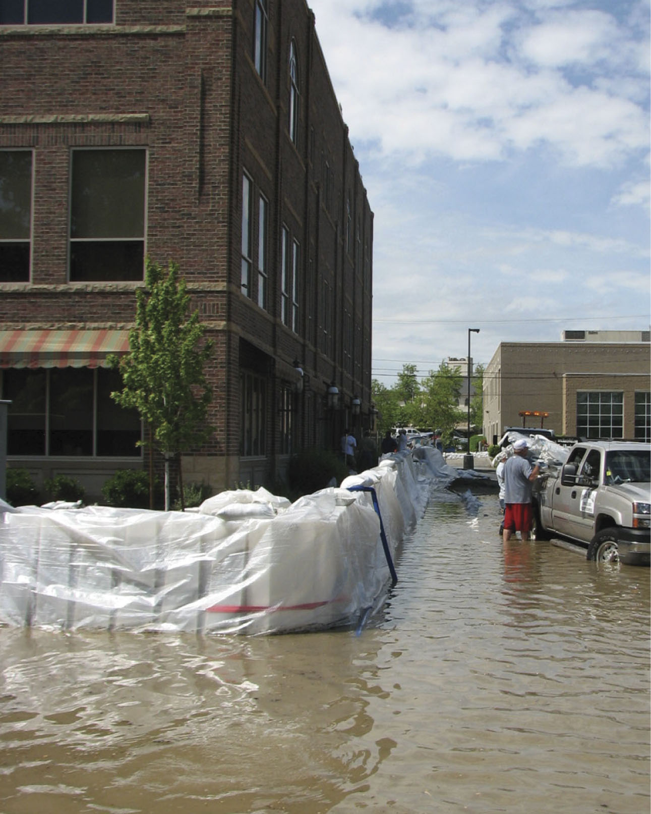 Floodproofing.com | Perimeter Flood Barriers