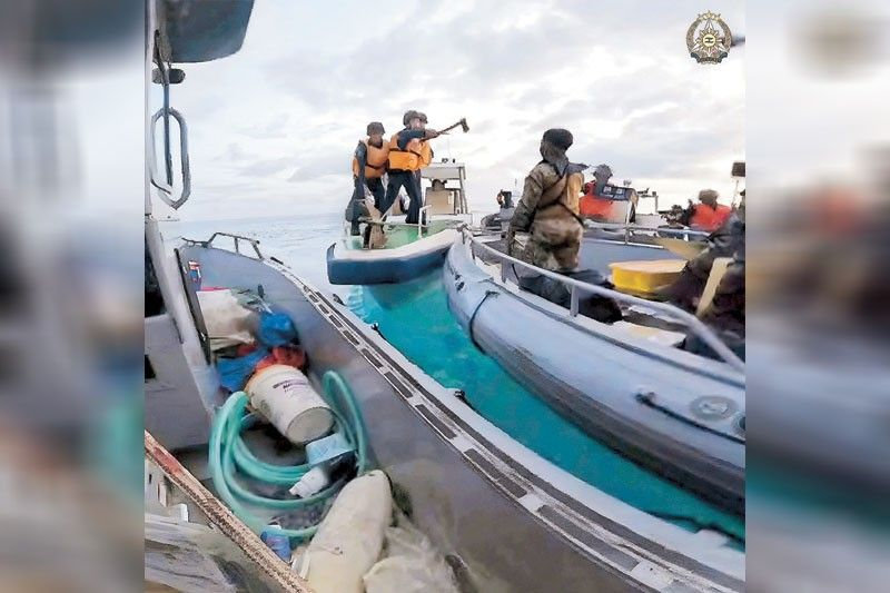 Monster CCG ship spotted near Ayungin