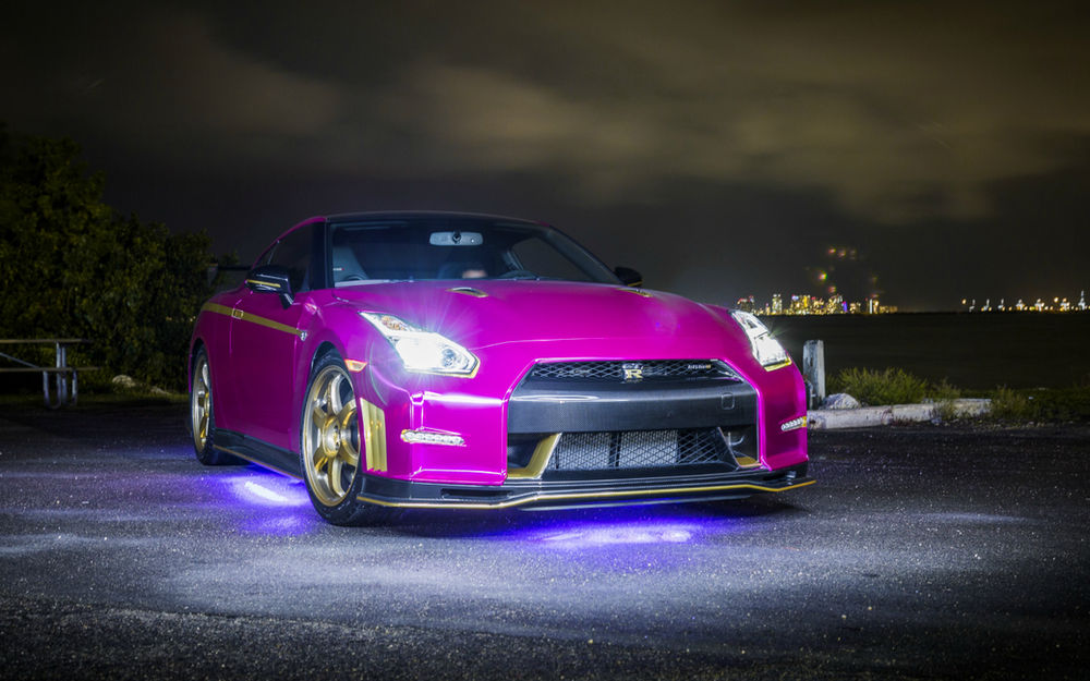 Why so serious ? Nissan GT-R Nismo turned into The Joker's car with ...
