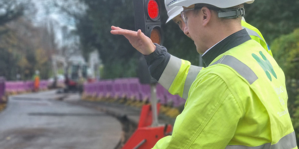 Scottish Southern Electricity Networks (SSEN) and Network Plus sign ...
