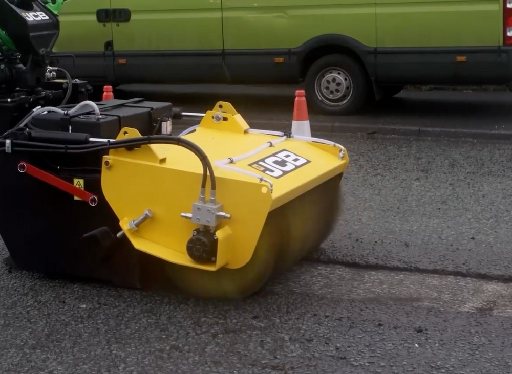New pothole machine delivers road repairs four times faster