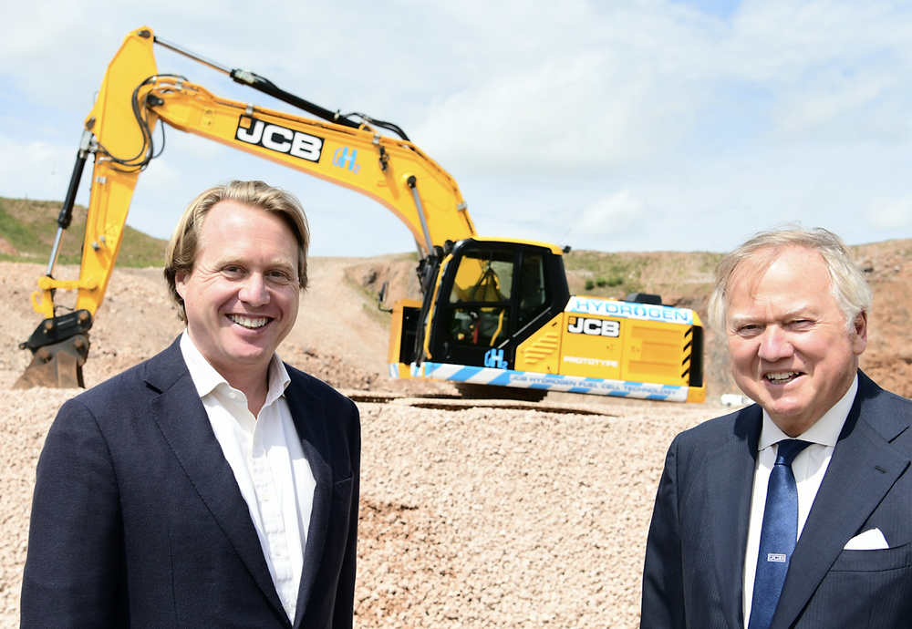 JCB powers up first hydrogen fuelled digger