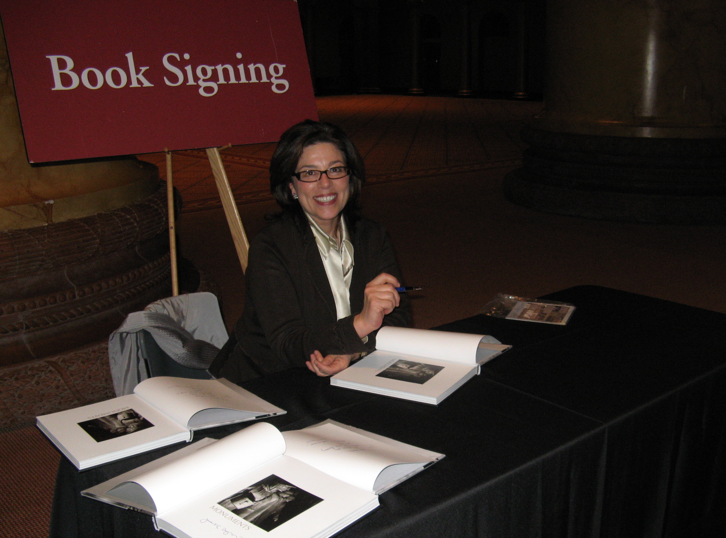 Judith Dupré | Public Speaker | Talks