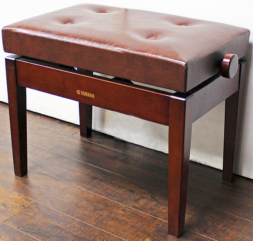 Yamaha Adjustable Piano Bench Mahogany | MusicM