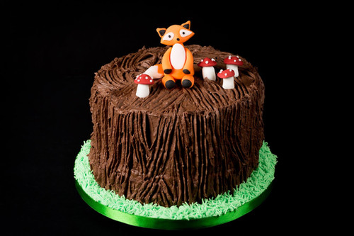 Woodland Log Fox Cake | Rose Petal Cake Co