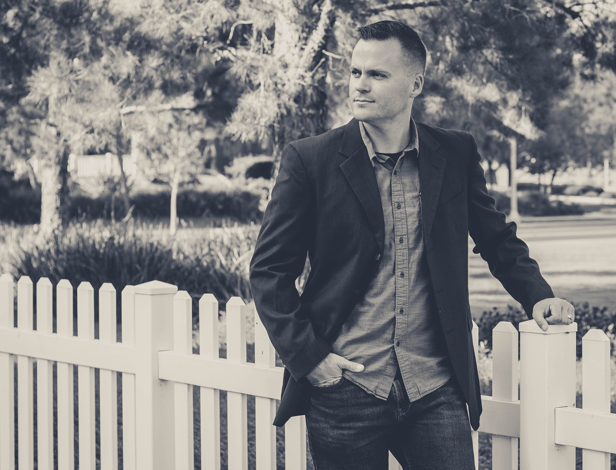 Rowan Grey Fauxtoddgraphy | The Lookbook