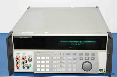 Fluke 5700A Multifunction Calibrator with 5700A-03 Wideband ACV | Stratatek T&M