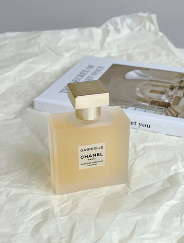 Chanel Gabrielle Hair Mist | LoveScent.Co