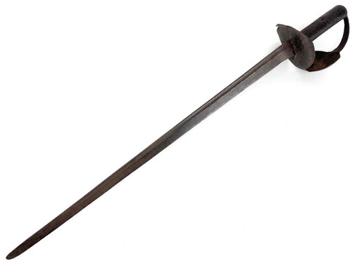 A rare 18th century Royal Navy boarding cutlass, figure-eight guard ...