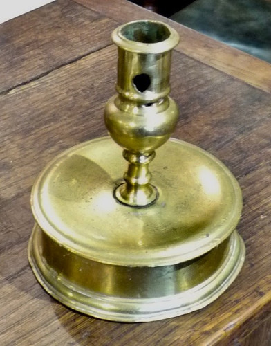 An early 17th C brass Capstan candlestick, North European, c1600 | CADA