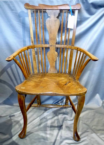 A mid-18th C Georgian cabriole leg comb back Windsor armchair, Thames ...