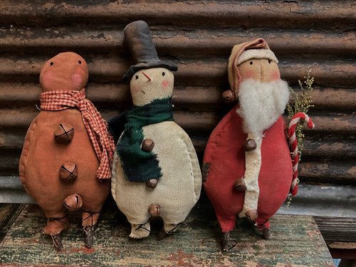 #6183 Gingerbread Man, Snowman and Santa | Olde Crows Homestead