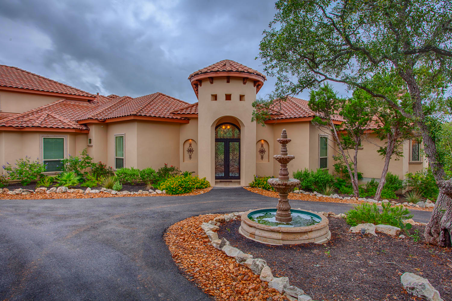 Unique Custom Homes | San Antonio and the Hill Coutry