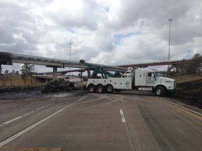 Apple Towing Co. | Towing & Recovery