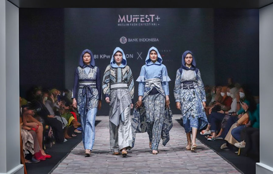 Fenomena Mode Global: Bagaimana Perkembangan Fashion Dunia Mempengaruhi ...
