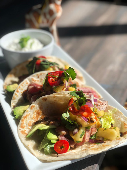 Home | Crosby's | Great Food & Cocktails | Cedar Rapids