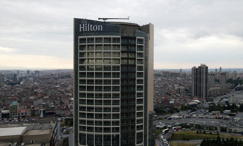 High Residence by Hilton Mall