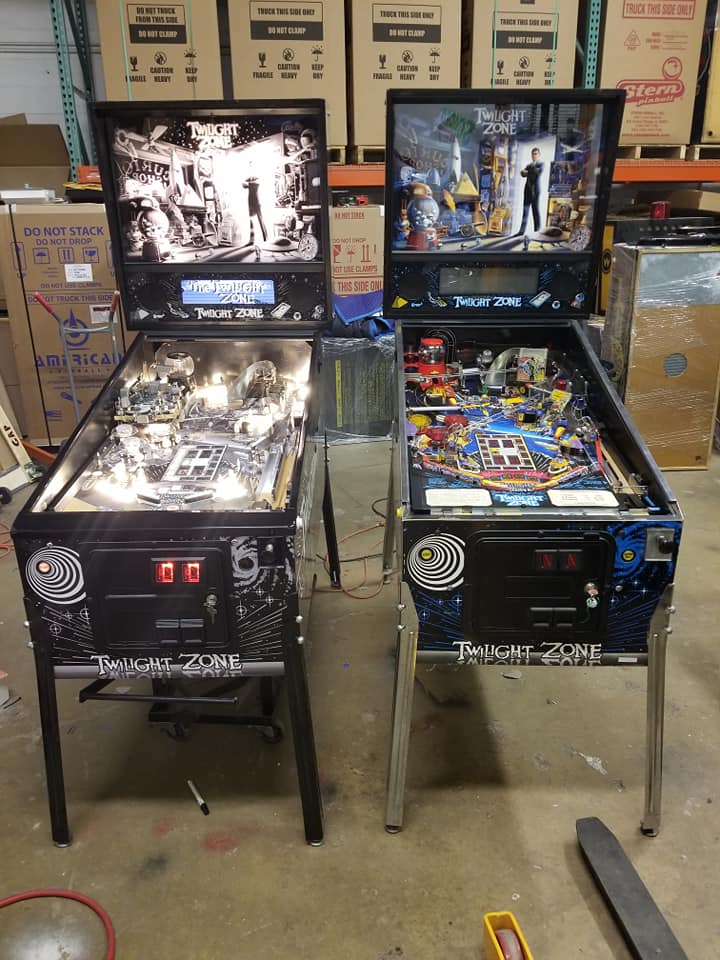 Black and White Twilight Zone Pinball Machine | Pinball Machine Europe