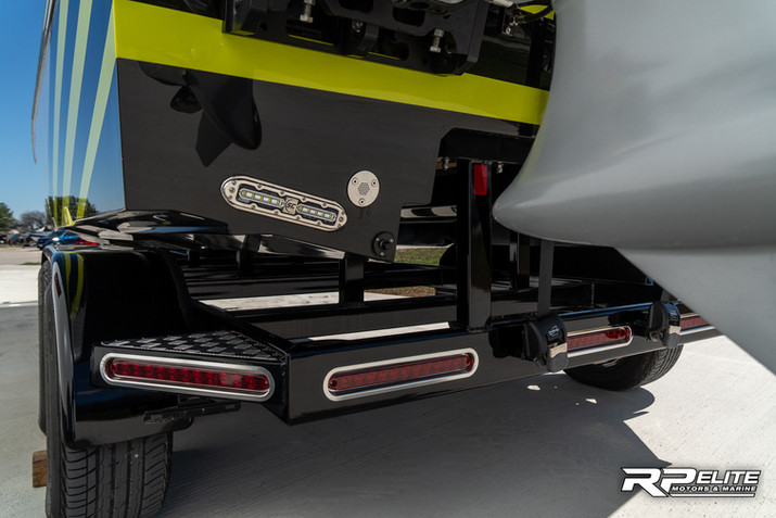 2024 ELIMINATOR 255 SPEEDSTER