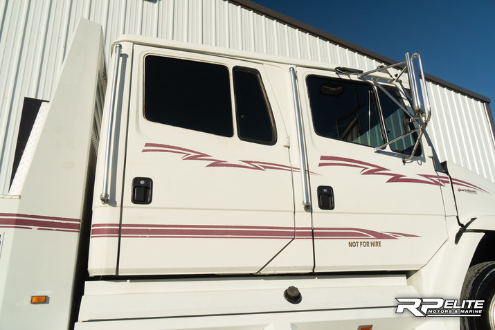 2001 FREIGHTLINER SPORTCHASSIS