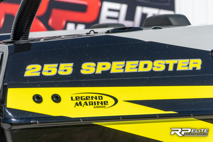 2024 ELIMINATOR 255 SPEEDSTER