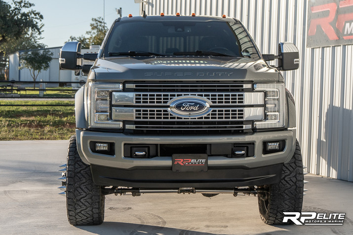 2019 FORD F450 PLATINUM