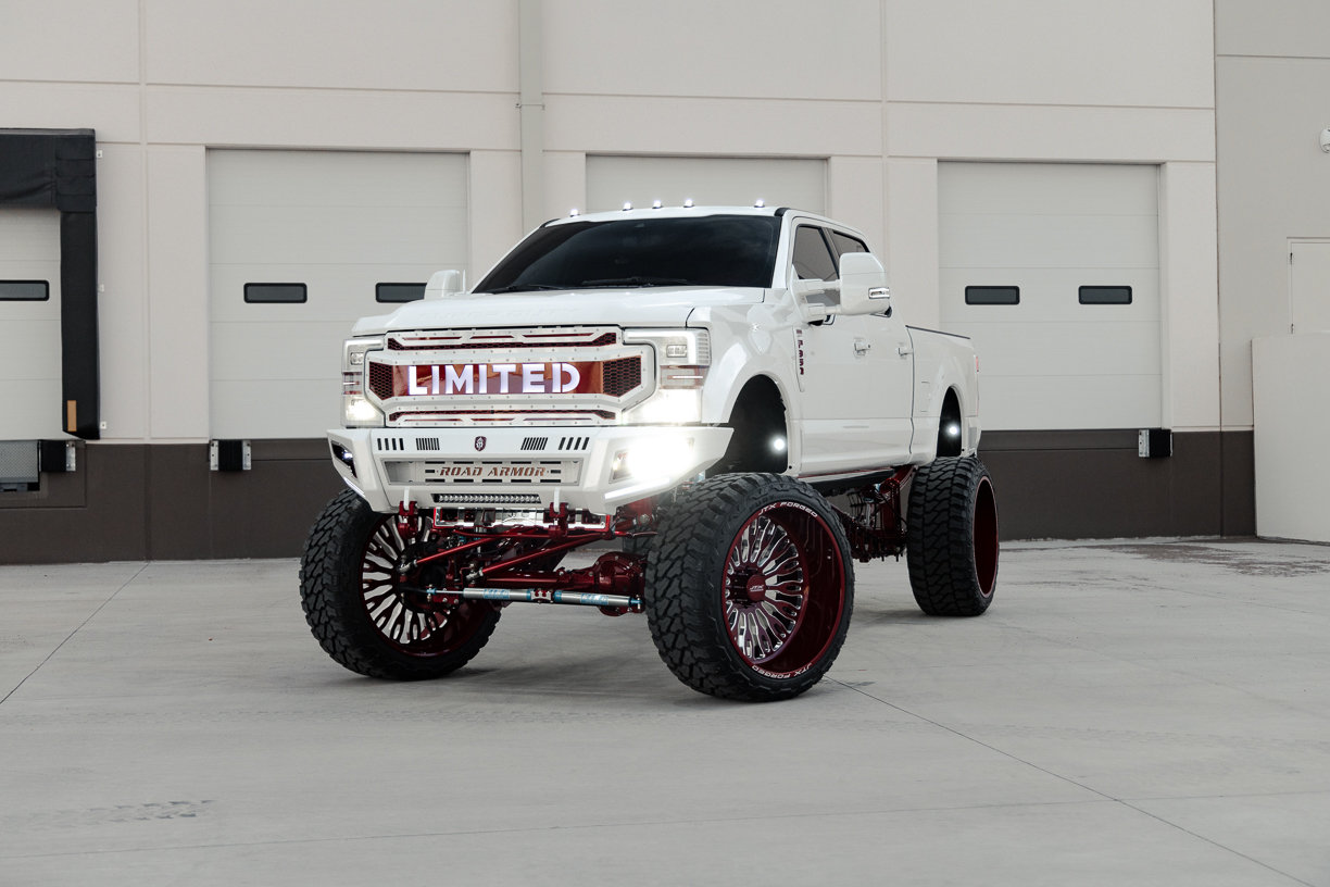 2022 FORD F350 LIMITED