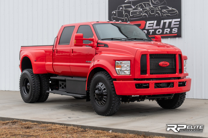 2022 FORD F650