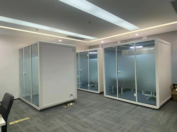 ERGOPOD | Soundproof Meeting Booth & Pods