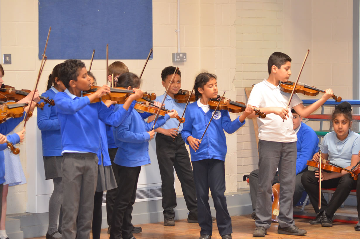 Violin Performance April 2018 | Chad Vale Primary