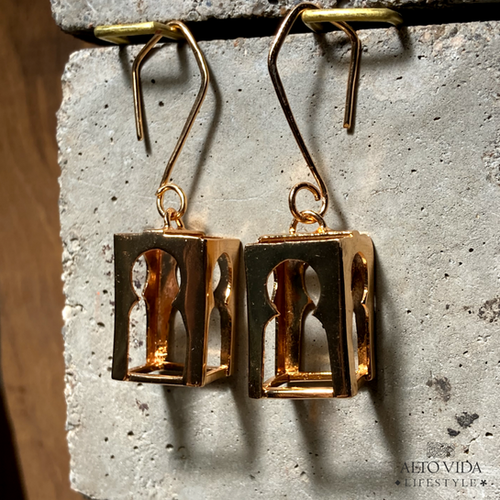 Mimari Sutun Mini Hook Earrings | alto-vida-official