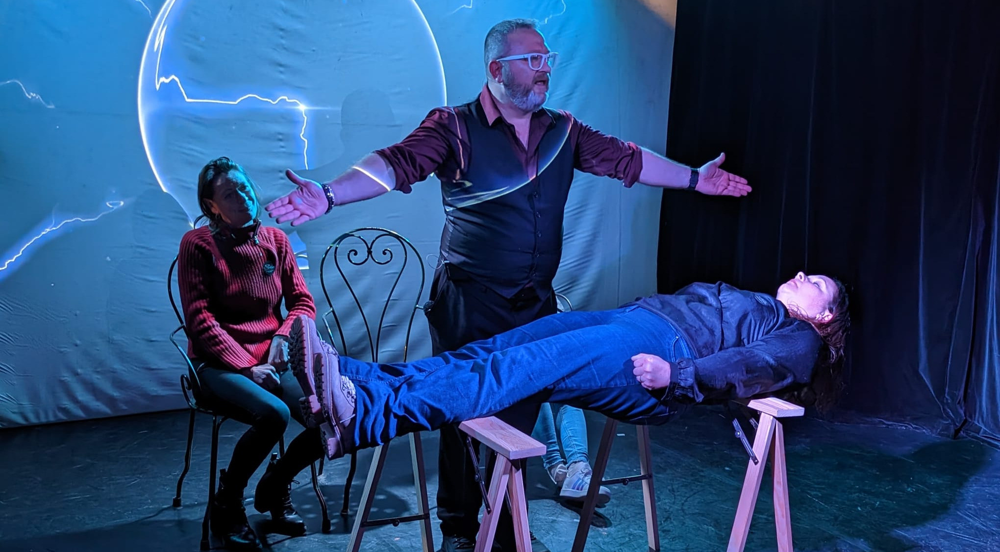 Spectacle Hypnose | Sébastien H | Hypnotiseur de spectacle