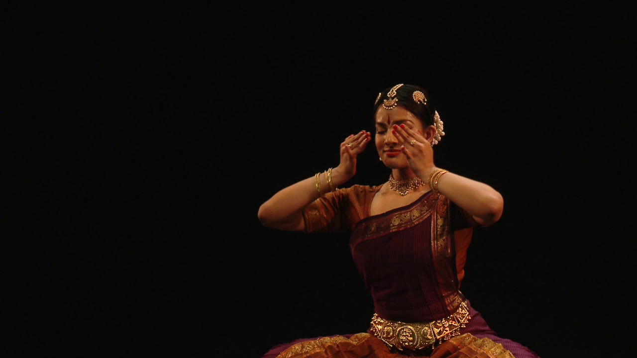 HOME | Malavika Santhosh