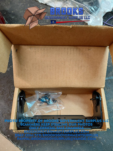 Motorola HLN7002A APX mounting bracket Mid Power Trunnion KIT NOS ...