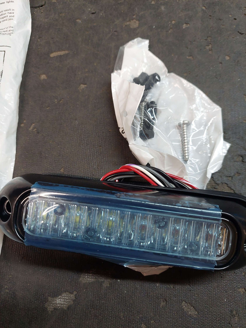 Surface Mount/ Stick Lights | Brooks Gov Surplus