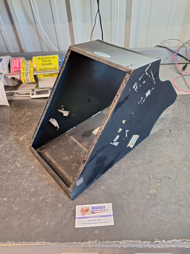 Jotto desk 1997-2012 crown victoria console 425-6028 | Brooks Gov Surplus