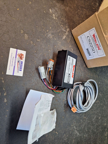 Whelen NOS CS225D 2 outlet strobe power supply DEUTSCH connectors | Brooks Gov Surplus