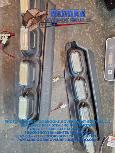 Whelen 2007-2013 Chevy Tahoe rear outer edge Spoiler SET With LIN6 ...