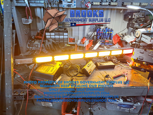 Whelen 500 led TA with end flashers RED AMBER BLUE | Brooks Gov Surplus