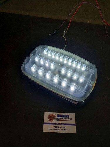 Whelen M9 led scene light | Brooks Gov Surplus