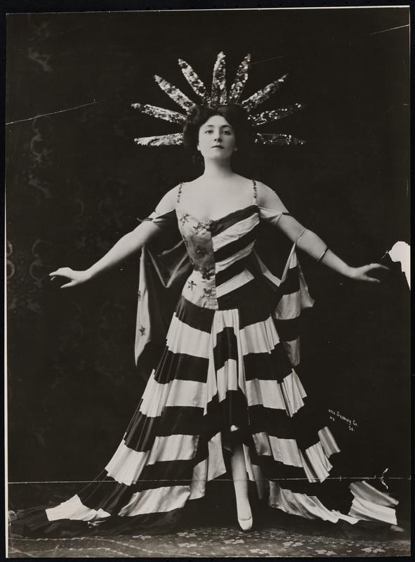 The Glorifier of the American Girl: Ziegfeld and his Follies