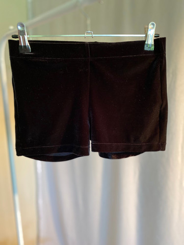 Strut Stuff Velvet Shorts | Dance Donators