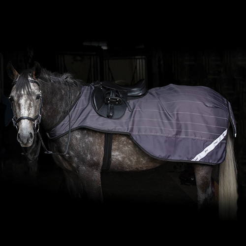 Amigo Reflectech Competition sheet 50g | Sweden Horse Rugs